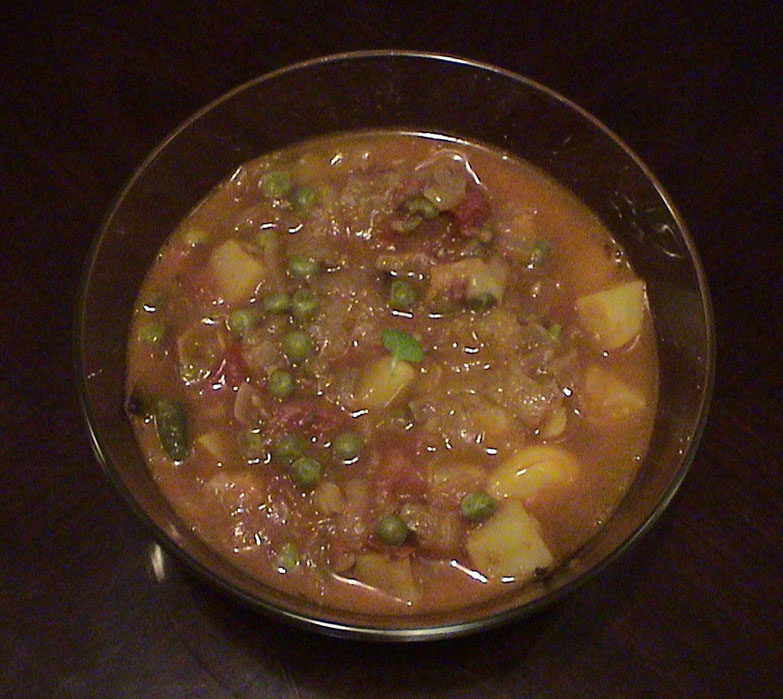 Aloo Matar - Aloo Matar Recipe — Spiceindiaonline