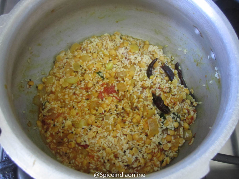 Arisi Paruppu Sadam - அரிசி பருப்பு சாதம் — Spiceindiaonline