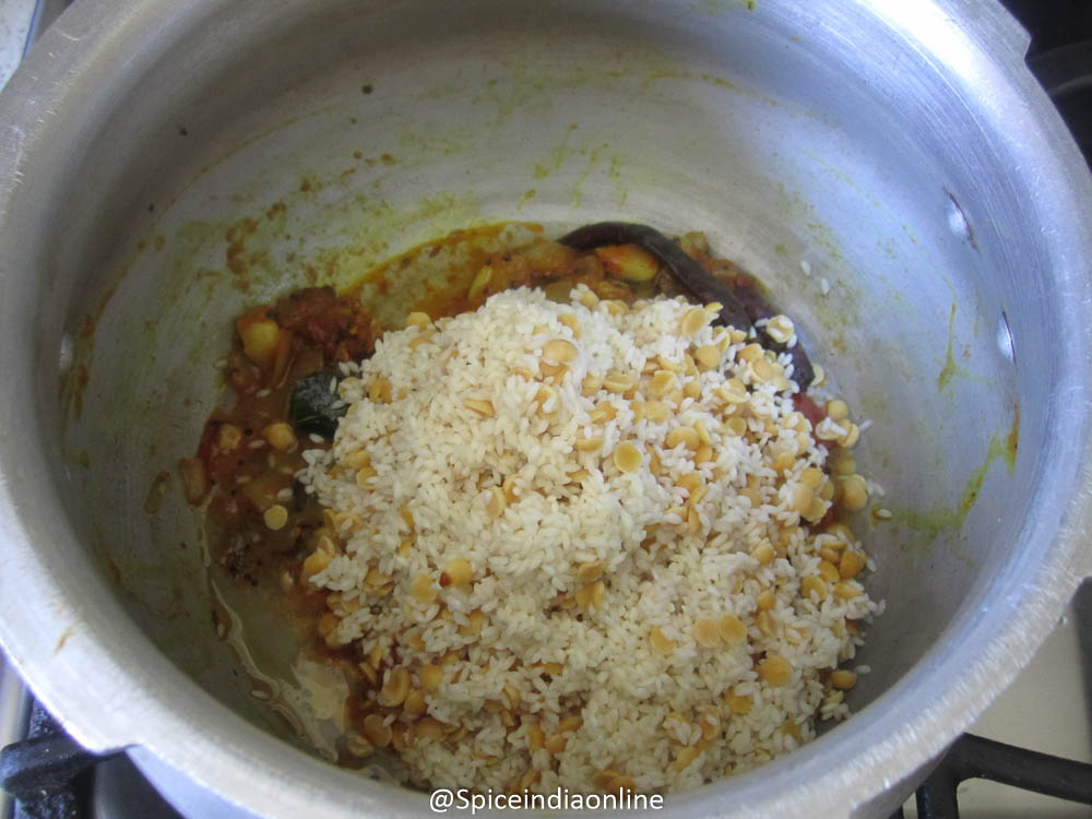 Arisi Paruppu Sadam - அரிசி பருப்பு சாதம் — Spiceindiaonline