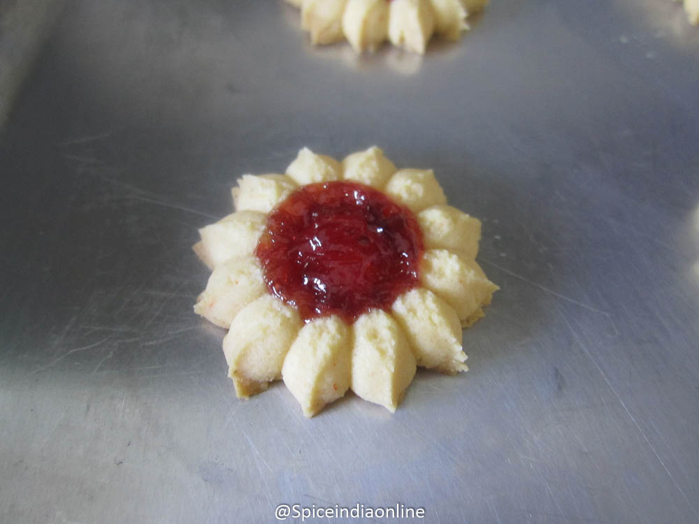 EGGLESS JAM BISCUITS - Custard Powder Cookies - Eggless Jam drops ...