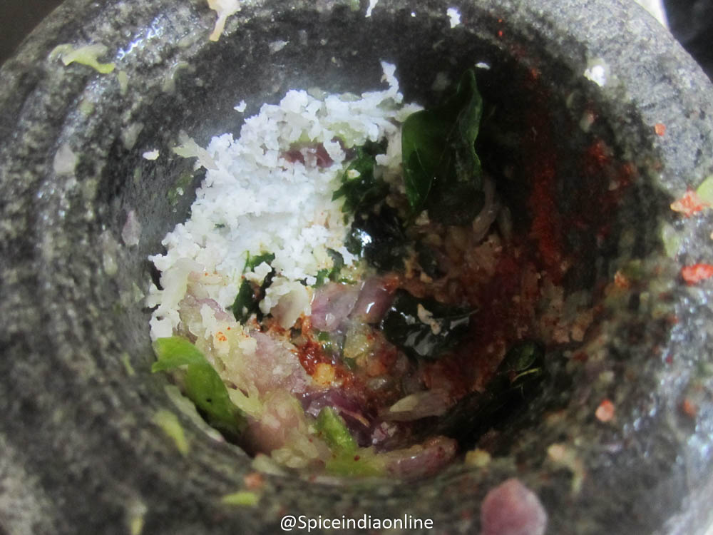 Coconut Sambol Recipe - Sri Lankan Vegetarian Sambol - Pol Sambol ...