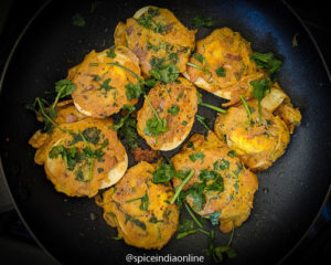 Mutta Bajji - Egg Bajji Recipe — Spiceindiaonline