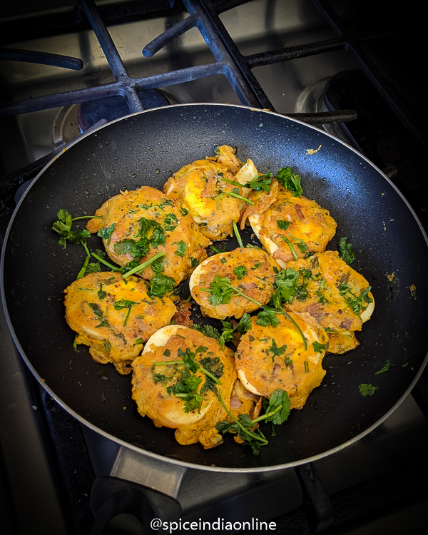 Mutta Bajji - Egg Bajji Recipe — Spiceindiaonline